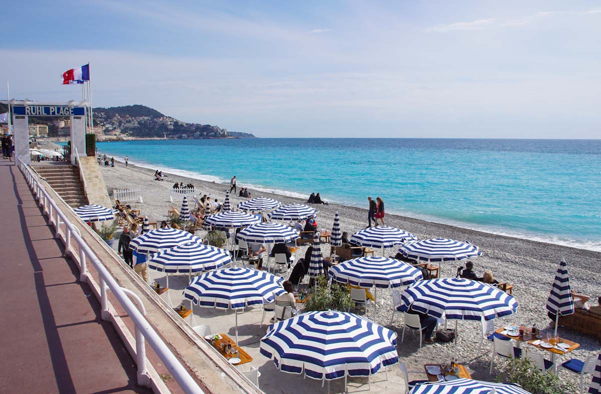 Beach Club Nizza: Privatstrände und Strandbars 2023